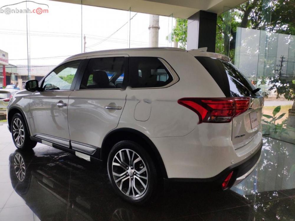Mua bán ô tô Mitsubishi Outlander 2019 giá 908 triệu - 1647961