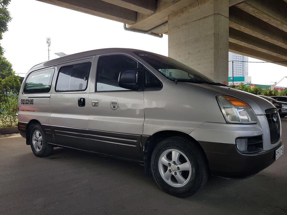Mua bán ô tô Hyundai Grand Starex 2004 giá 200 triệu - 1809715